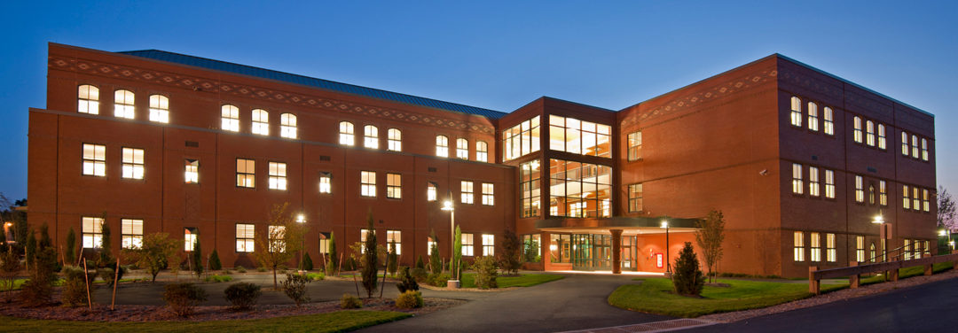 Pinkerton Academy Freshmen Building | Marinace Architects